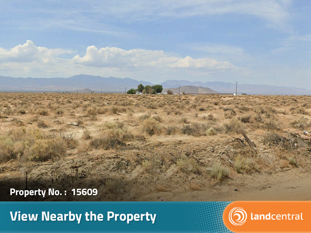 A beautiful chunk of land right between two welcoming towns3